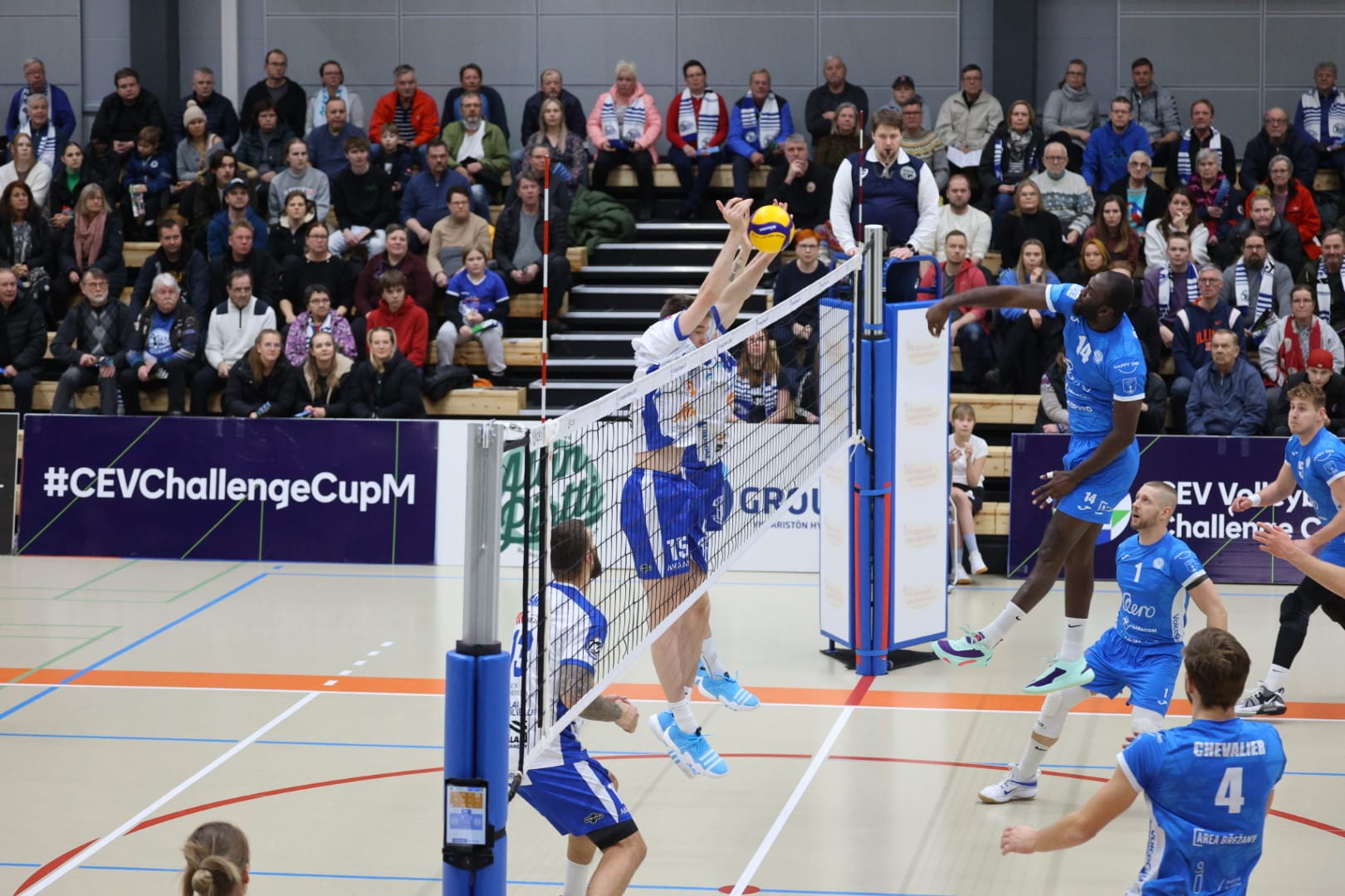 Akaa-Volley otti harppauksen kohti Challenge Cupin puolivälieriä ...