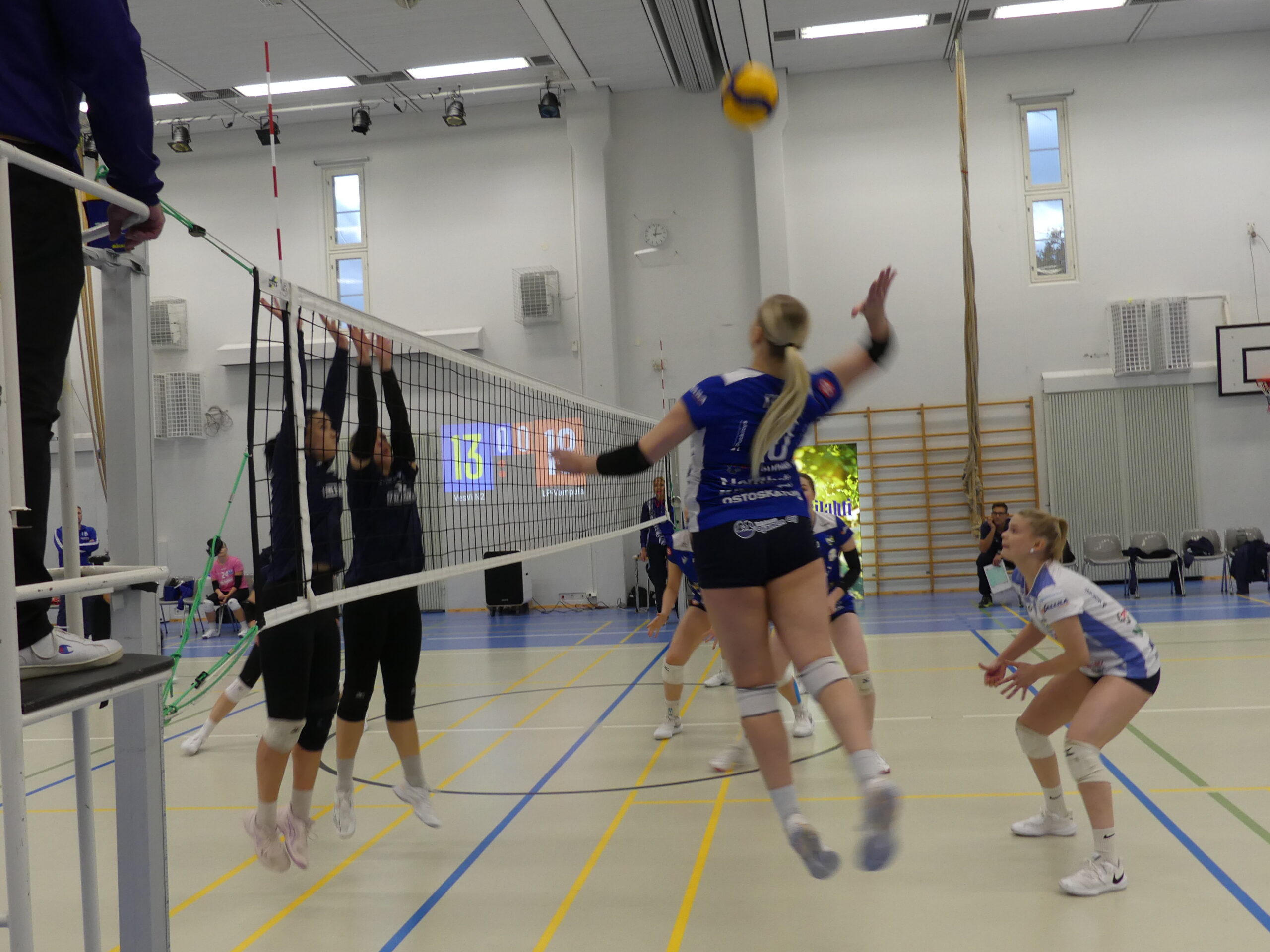 Naisten 1. kierros: Vesilahden Visa - LP-Vampula 0-3 - Lentopalloliitto