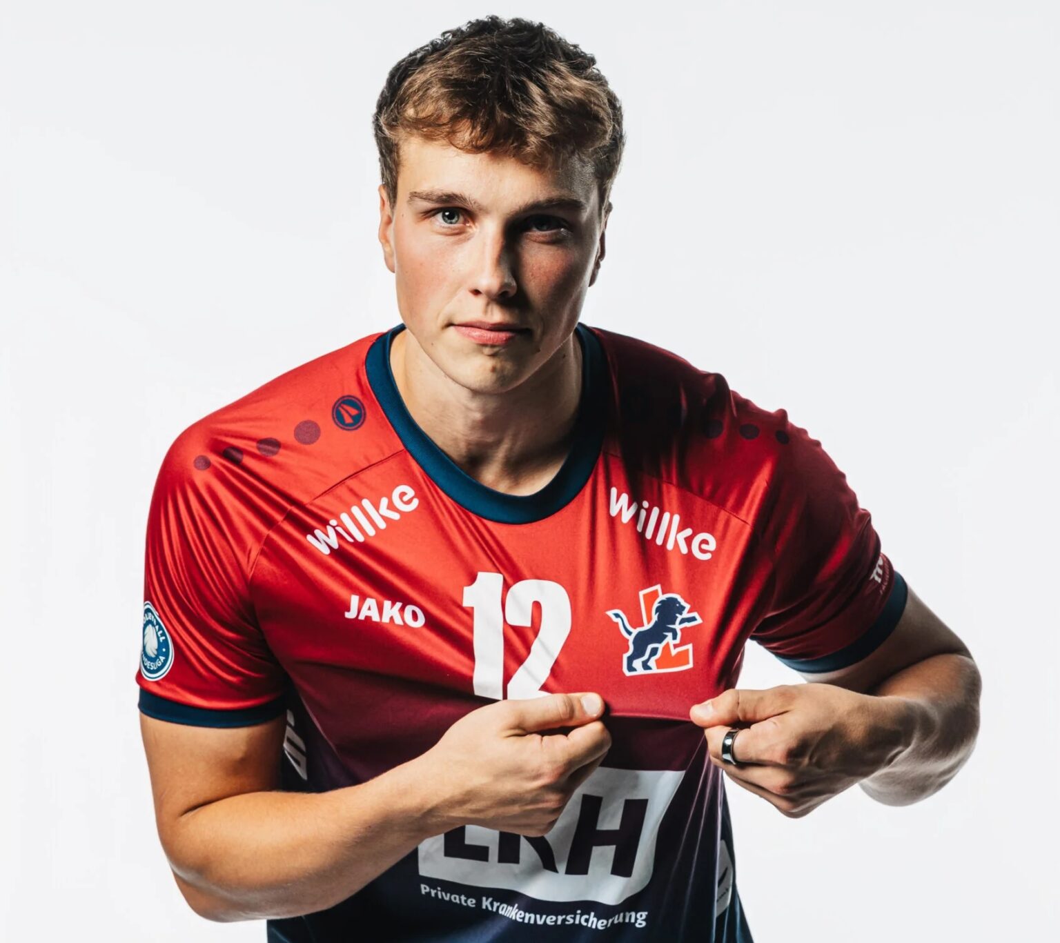Bundesligassa suomalaisilla nelosjohto - Välimaa johti sankaritekoa ...
